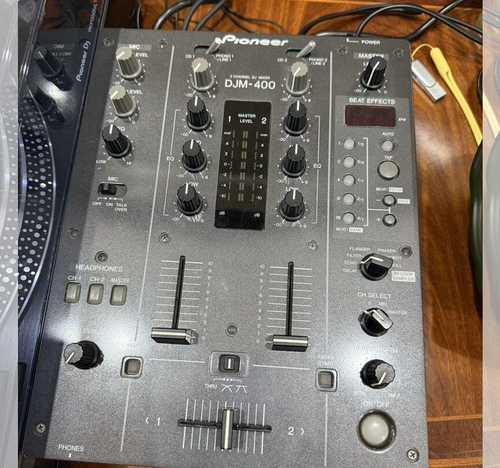 Pioneer DJM 400