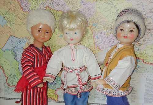 Кукла в национальном костюме фабрики сип СССР