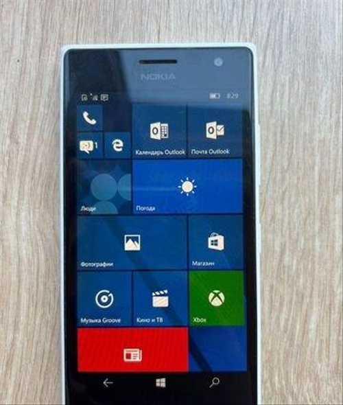 Телефон Microsoft Nokia lumia 735