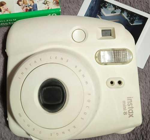 Фотоаппарат instax mini 8