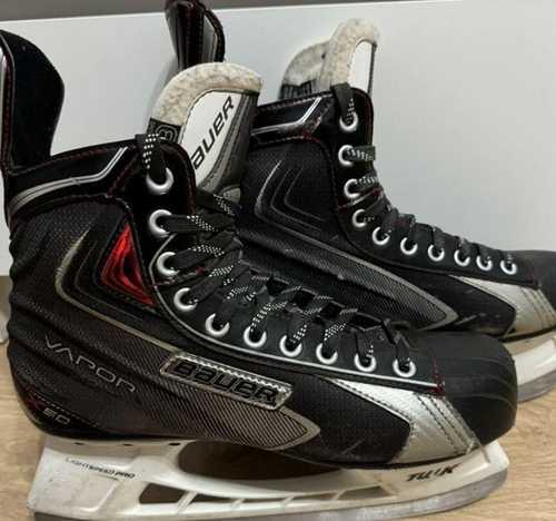 Хоккейные коньки bauer vapor x50 42 р