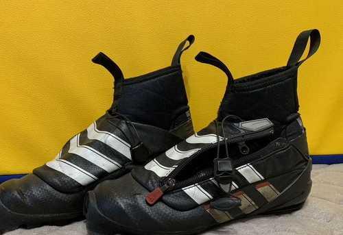 Лыжные ботинки adidas classic