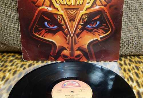 LP triumph "Never Surrender" 1983 Germany