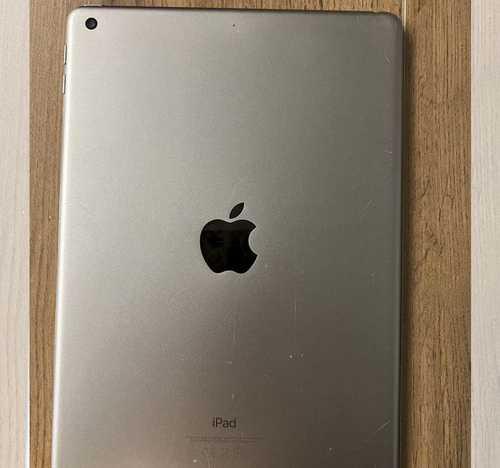 iPad (5-го поколения)