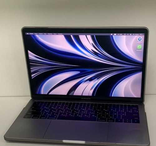 Apple macbook pro 13 2017 8Gb 128Gb