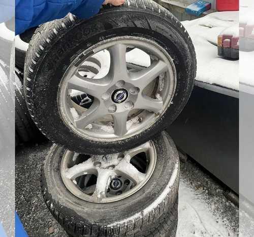 Шины Hankook Pike RS2 195/60/r15 с дисками Volvo