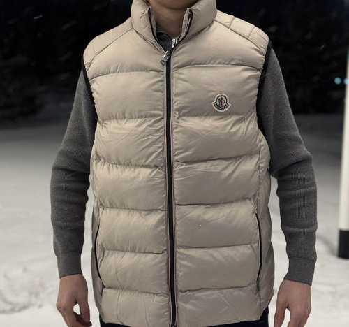 Жилетка moncler