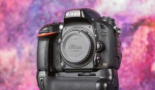 Nikon D600 + батарейная ручка
