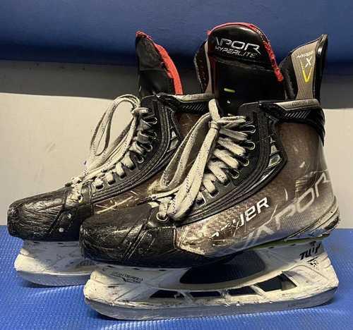 Хоккейные коньки bauer vapor hyperlite 7.5