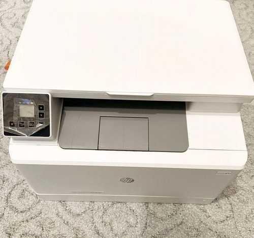 Принтер Color LaserJet Pro MFP M182n