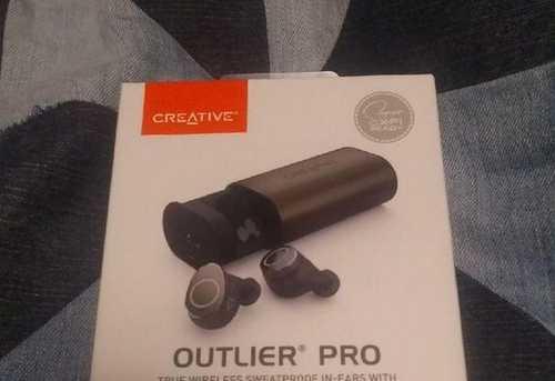 Creative Outlier Pro Black