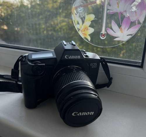 Фотоаппарат пленочный зеркальный Canon EOS 650