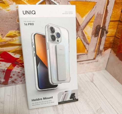 Чехол на iPhone 14 pro Uniq