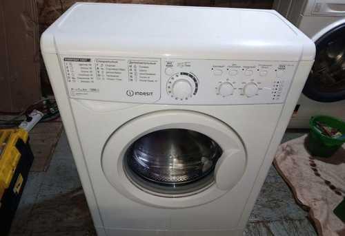 Indesit 4кг 33см глубина стиральная машина бу