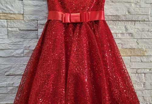 Платье нарядное стильное для девочки 116 красное