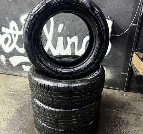 Maxrun Everroad 215/60 R16 95T