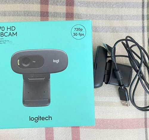 Веб-камера Logitech c270