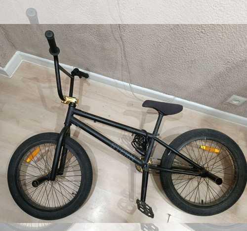 Трюковой велосипед bmx