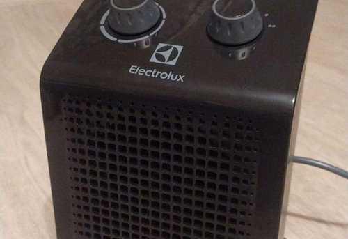 Тепловентилятор Electrolux EFH/S 115