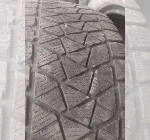 Bridgestone Blizzak DM-V2 225/55 R18