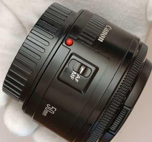 Canon EF 50mm f/1.8 II 50 50мм полтинник