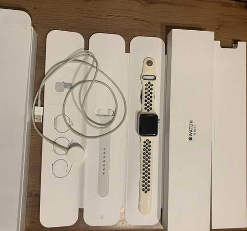 Часы apple watch 3 38 mm