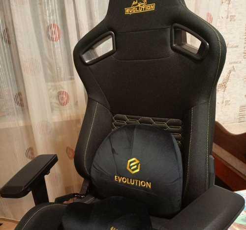 Компьютерное кресло evolution legend black-gold