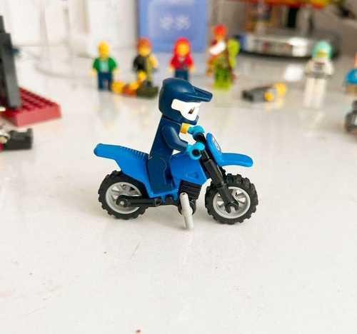 Lego фигурки