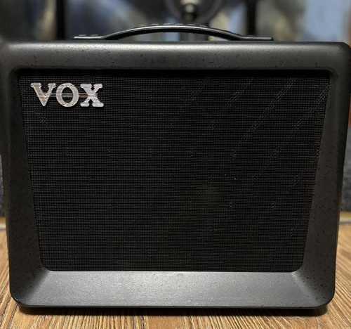 Гитарный комбоусилитель VOX VX15-GT