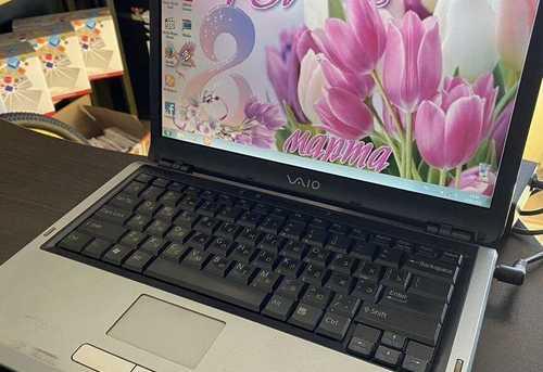 13.3" Sony VAIO PCG-6GHP, 60 ГБ, Pentium M 740, GeForce Go 6200 0.125 ГБ