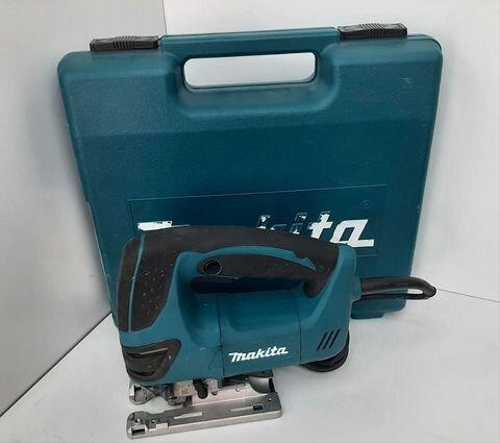 Лобзик Makita 4350FCT