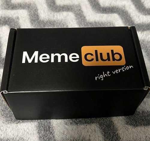 Meme club right version