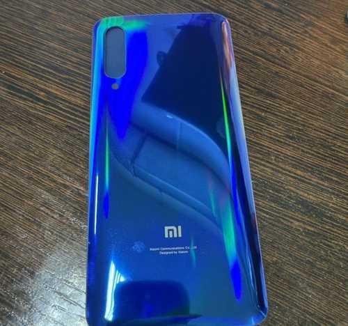 Задняя крышка Xiaomi Mi 9 синяя M1902F1G