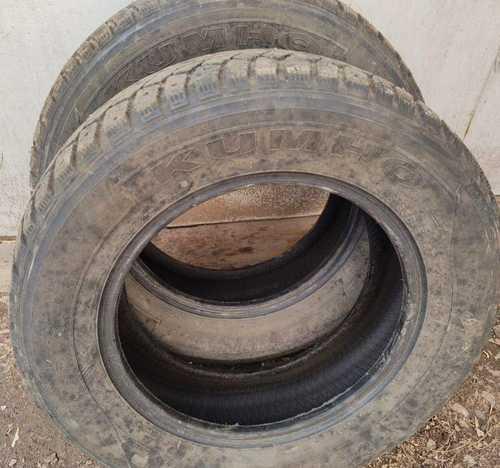 Kumho I'Zen Wis KW19 205/65 R15 94T