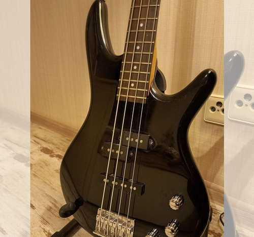 Бас гитара Ibanez Soundgear GSR