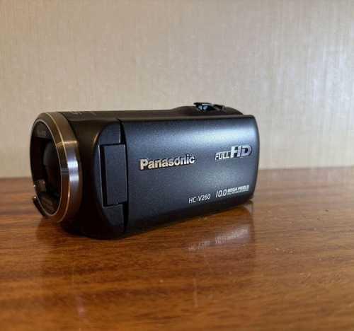 Видеокамера Panasonic HC-V260