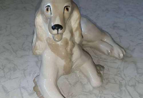 Фарфоровая статуэтка собаки "Лежачий Спаниель"