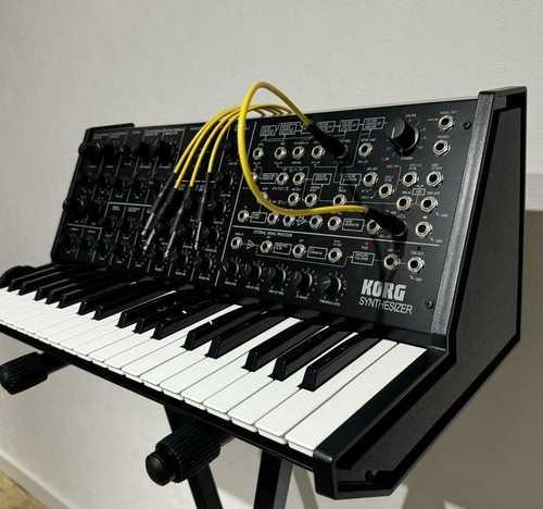 Синтезатор Korg MS-20 FS