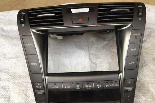 Рамка монитора Lexus LS 460