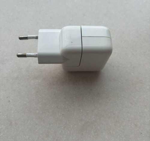 Зарядка на iPhone 10w оригинал