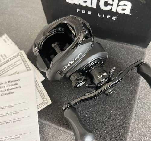 Катушка Abu Garcia Revo Beast X Правая