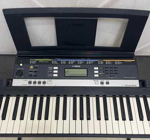 Синтезатор yamaha PSR-E243