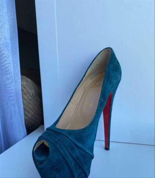 Туфли женские Louboutin