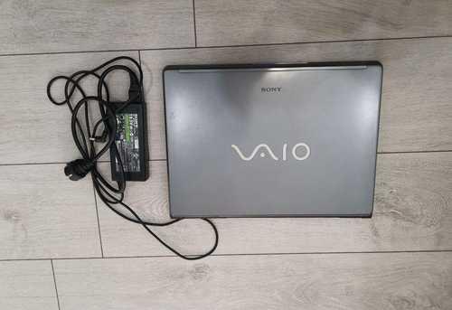 14" Sony VAIO PCG-5G3L, 320 ГБ, Core 2 Duo T7100, RAM 2 ГБ, Intel 965GM Express