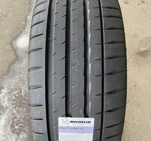Michelin Pilot Sport 4 S 245/45 R20 103Y