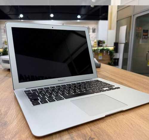 Apple MacBook Air 13" Early 2015 озу 8гб SSD 128гб