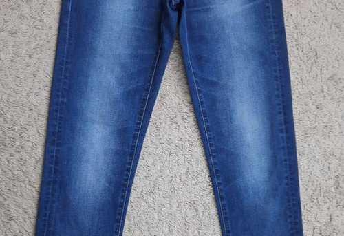 Джинсы на подростка uniqlo jeans