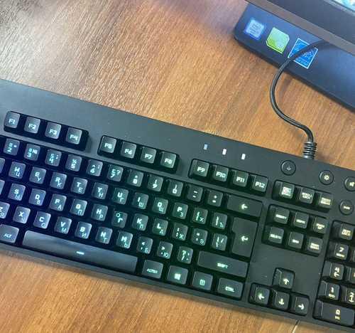 Игровая клавиатура Logitech G810