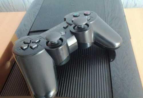 Super слимка PlayStation 3 прошита два геймпада