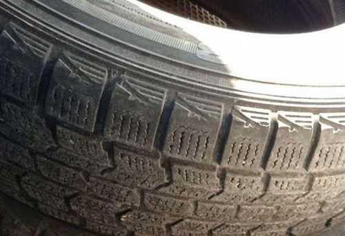 Dunlop Dectes SP001 215/60 R17